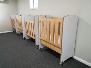 Foundations Dropside Cot with Drawer and Mattress - Play‘n’Learn New ...