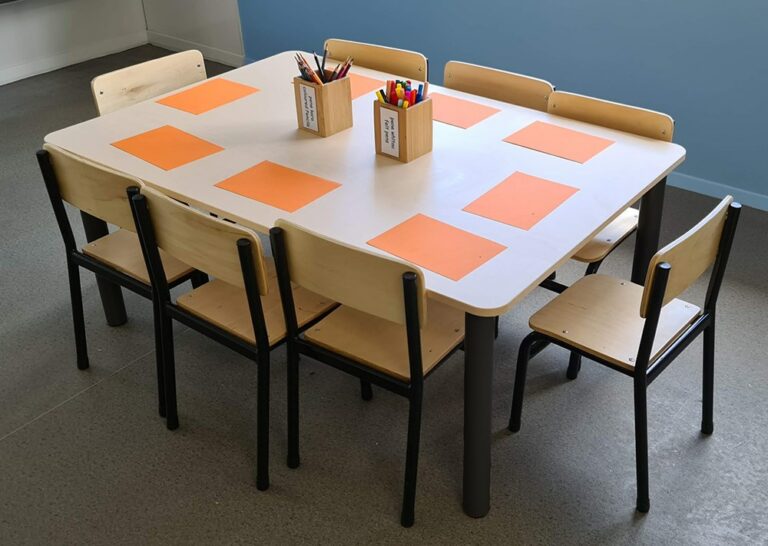 Heavy Duty Table - Medium Rectangle - Play‘n’Learn New Zealand