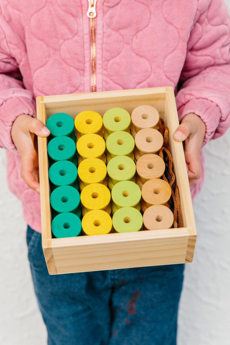 Box of Lacing Reels (51pcs) - Play‘n’Learn New Zealand