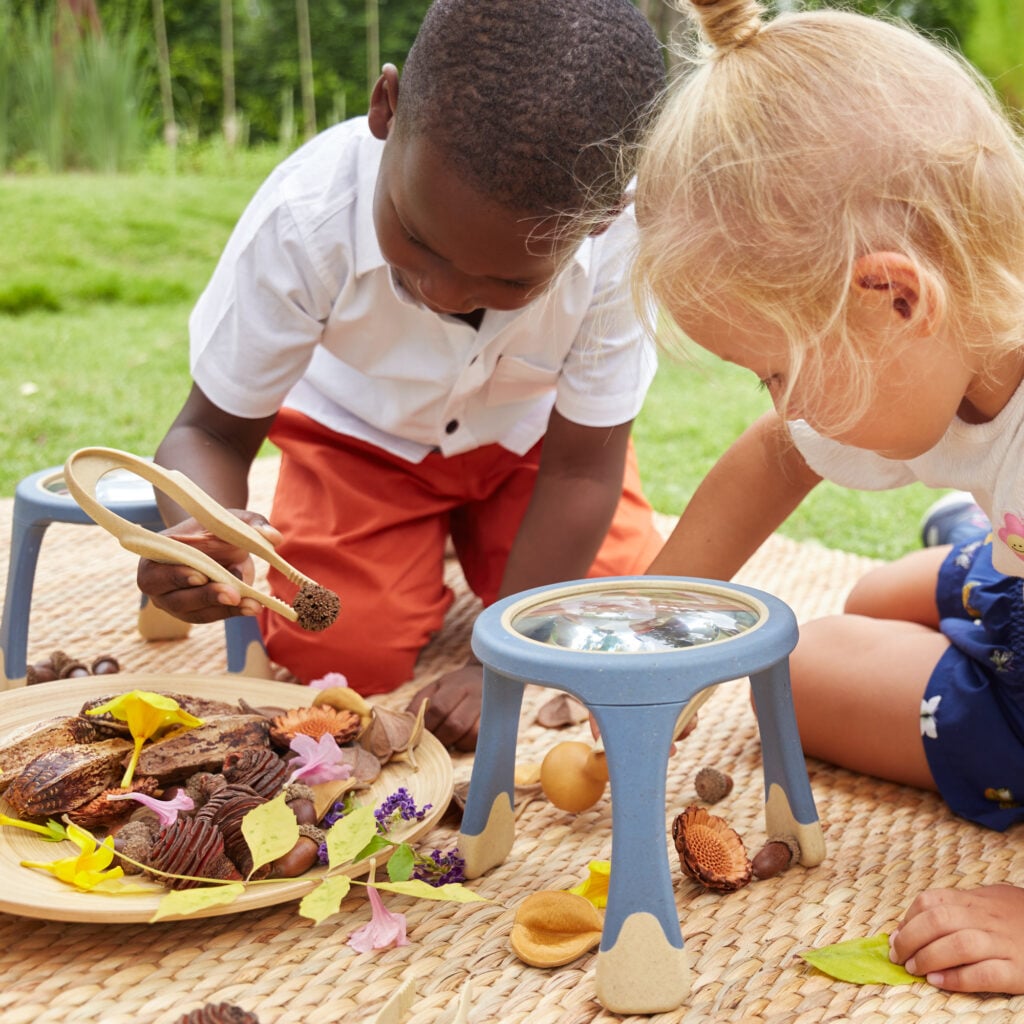 All-Weather Tabletop Magnifier Set (2pcs) - Play‘n’Learn New Zealand